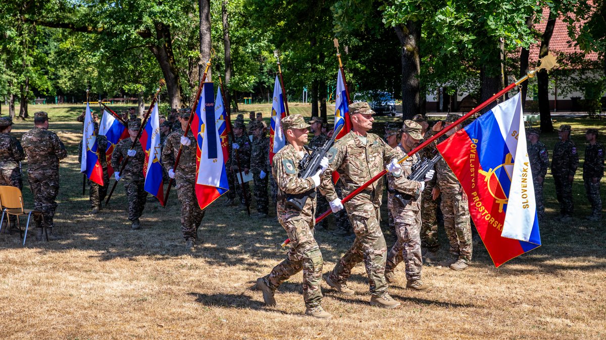 Poveljstvo prostorskih sil praznovalo prvo obletnico delovanja - Slovenska vojska