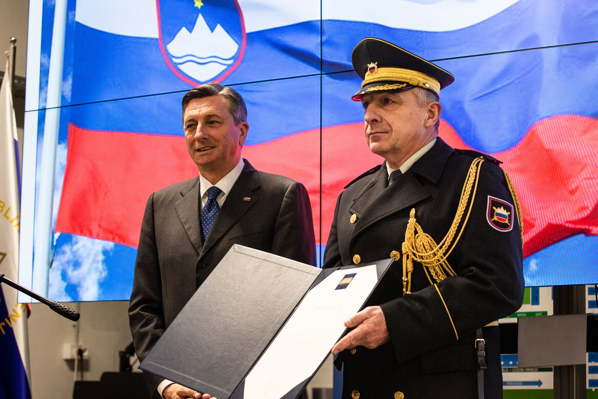 »Imel sem to čast, da sem bil vaš vrhovni poveljnik« - Slovenska vojska