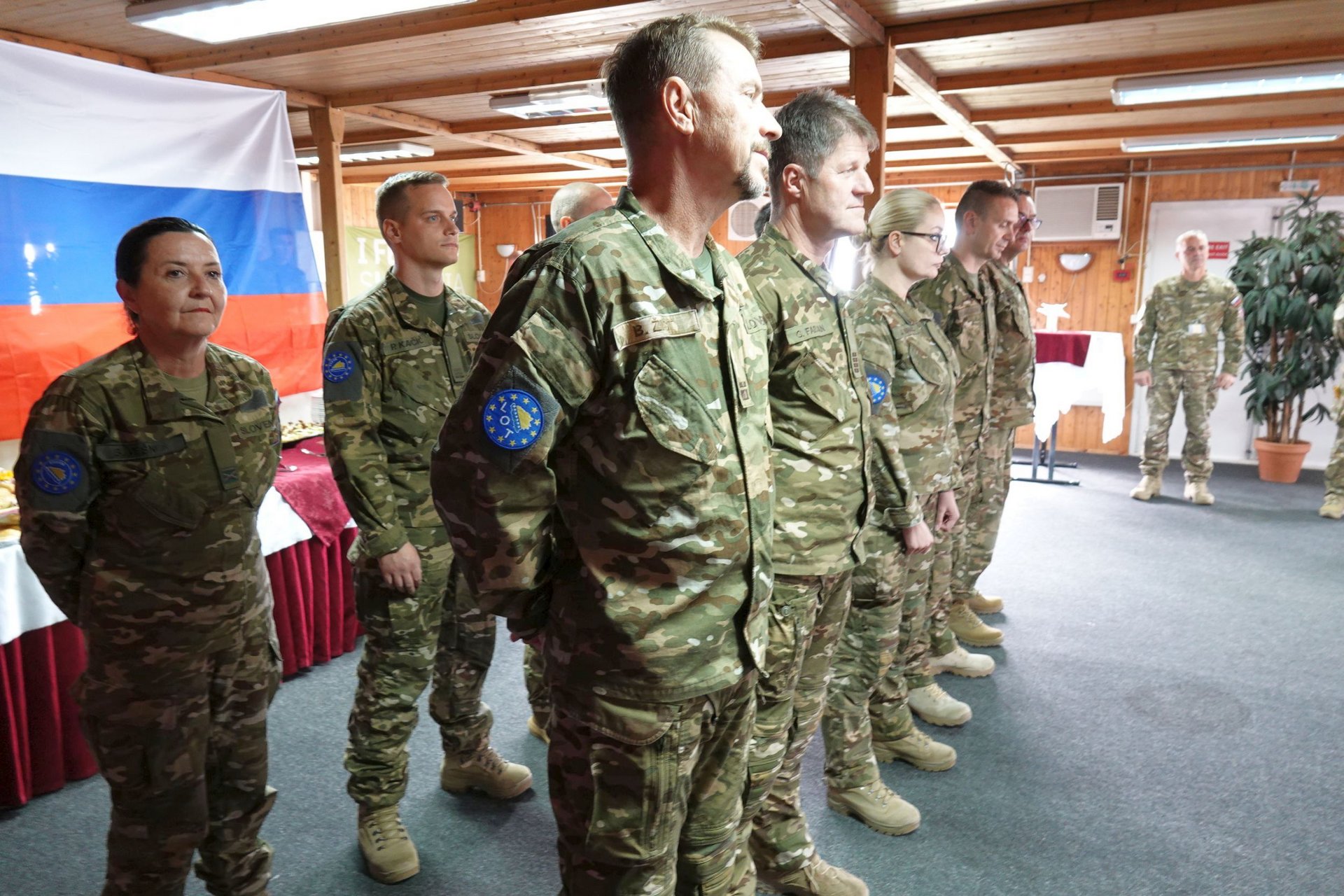 V Bosni in Hercegovini dolžnost prevzeli pripadniki 46. slovenskega ...